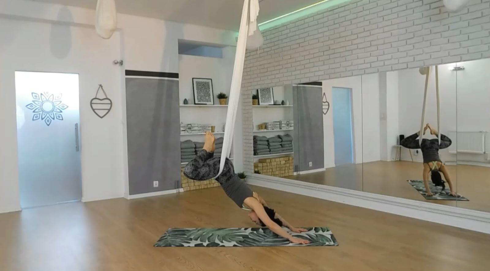 Aerial Joga - co to za styl jogi - Internetowe StudioPortalYogi